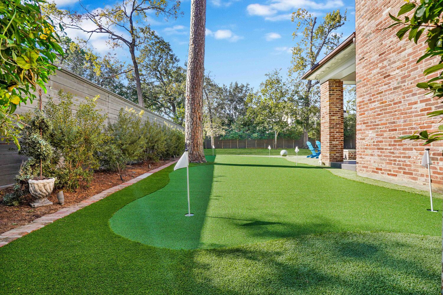 Houston Artificial Grass Putting Greens | Orion Turf & Landscape
