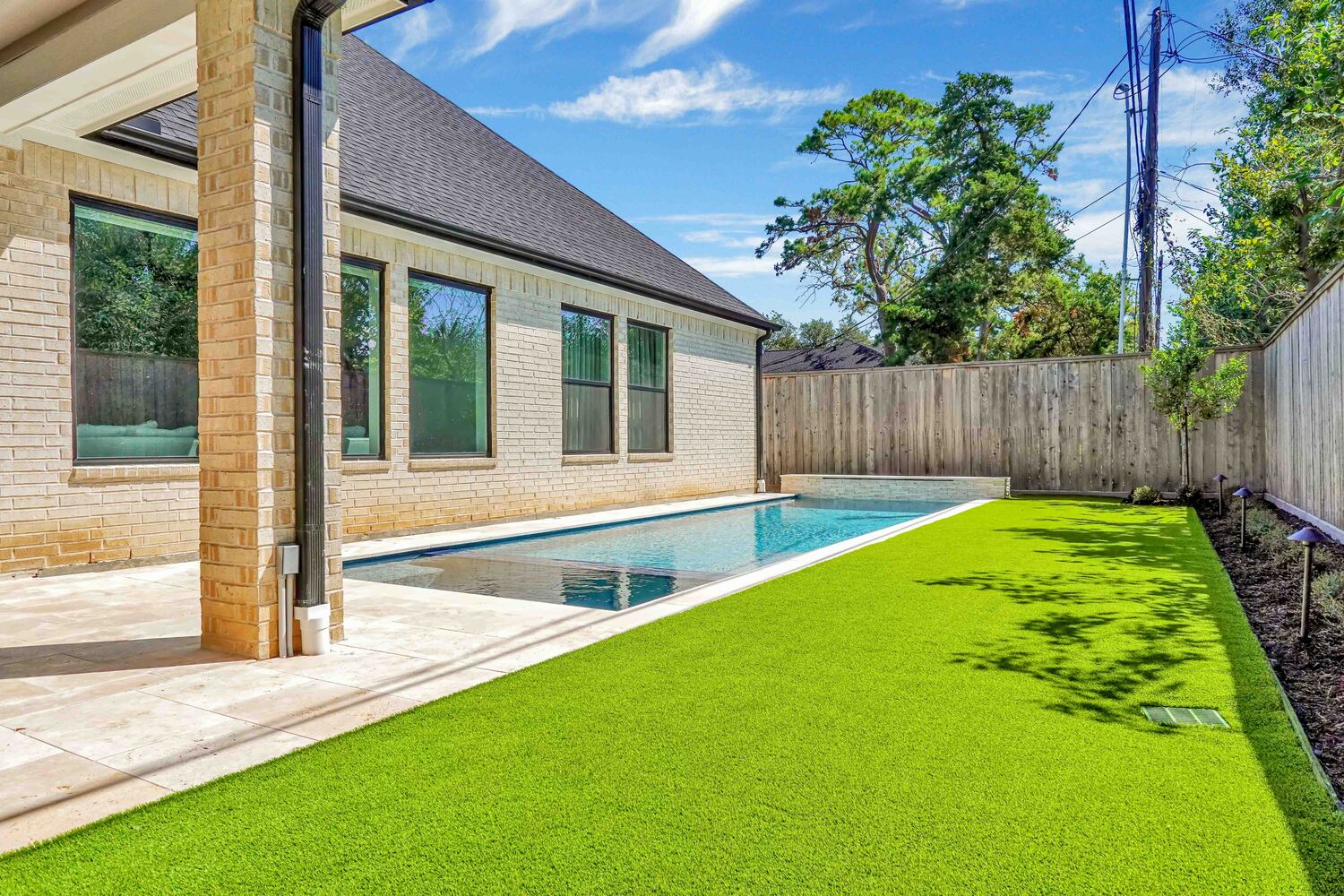 Houston Landscaping | Orion Turf & Landscape
